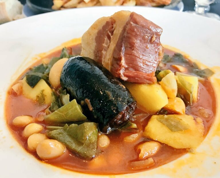 Comida Asturiana en Gijón | La Taberna Asturiana